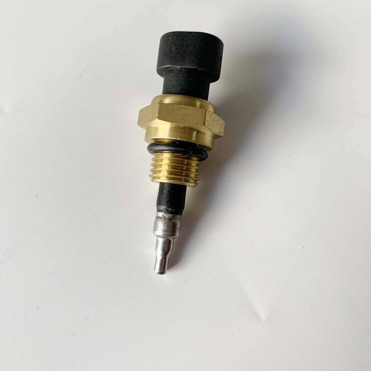Temperature Sensor 4088832 for Cummins Engine K19 KTA19 KTAA19 Hyundai ...
