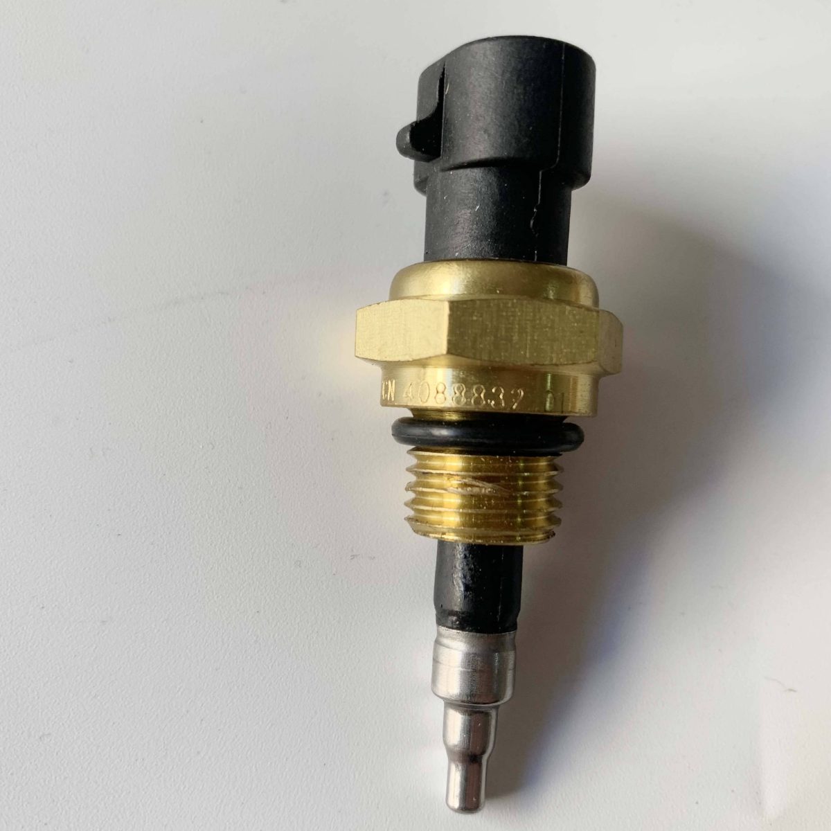 Temperature Sensor 4088832 for Cummins Engine K19 KTA19 KTAA19 Hyundai ...